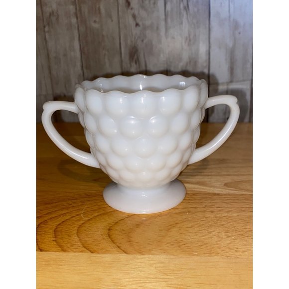 Anchor Hocking | Dining | Vintage Anchor Hocking Milk Glass Bubble ...